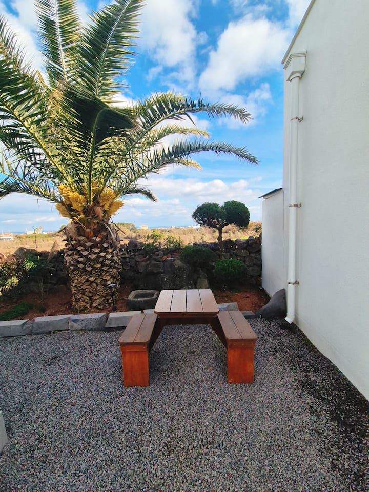 제주동쪽감성숙소/구좌(세화) 자쿠지무료/초록창 할인/신축/연박할인/넷플릭스 - Jeju-si