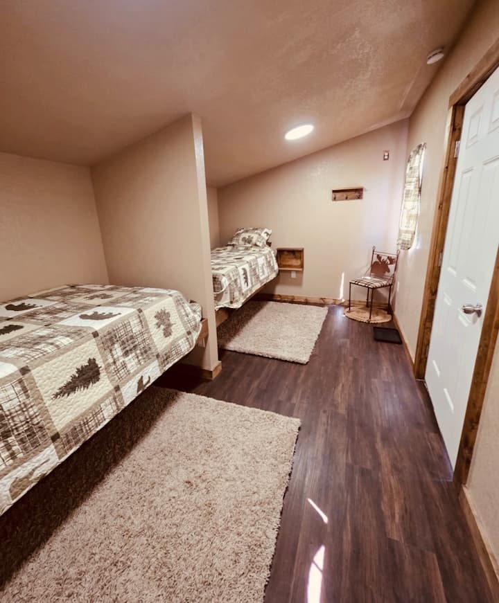 5 Summer Cabins - Abundance Wildlife - Orofino, ID