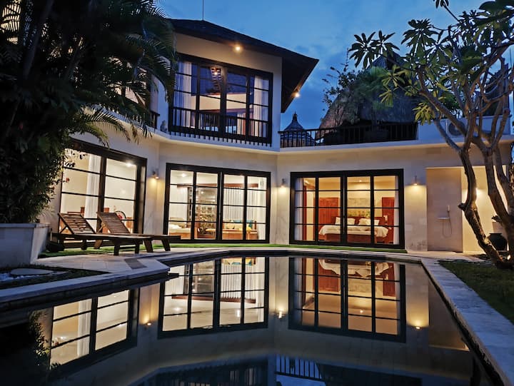 Calladi Villa 2br Luxury With 300m² Big Garden - Kuta