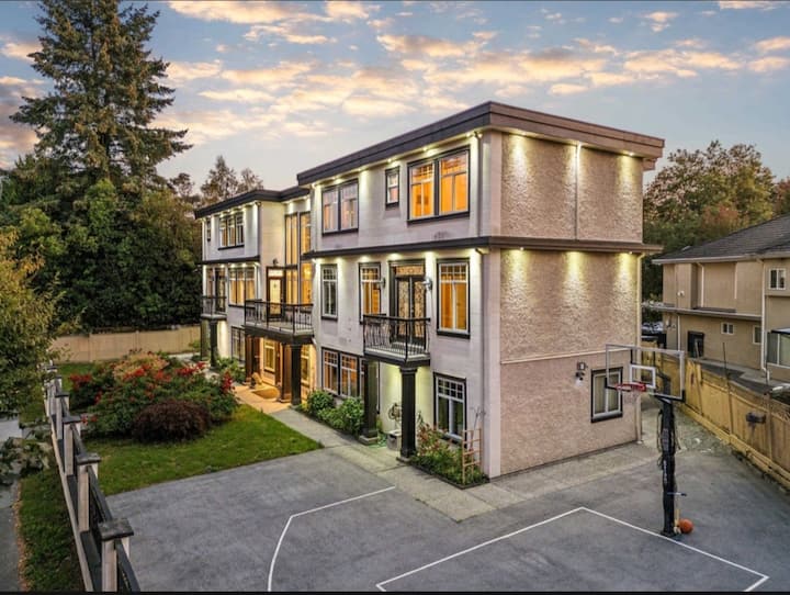 6 Majestic Ensuite @Royal Boutique Hotel Palace - New Westminster