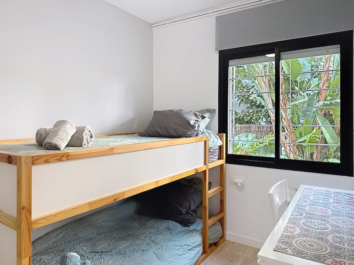 Piso Con Jardín Cerca Playa - Sitges