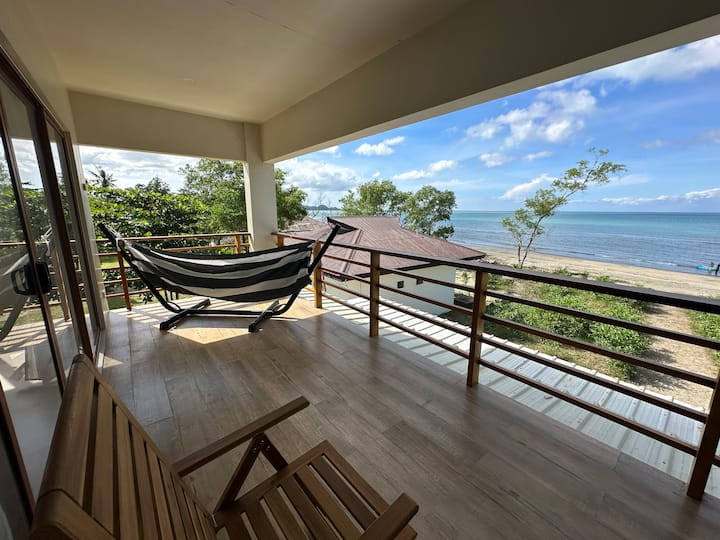 Sunset View Beachfront Home - Sipalay