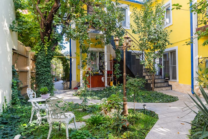 Presidential Villa Bucharest - Bucharest