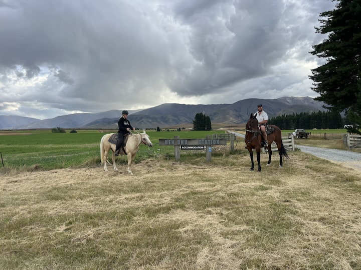 Star Gazing Bliss Omarama Renovated Guest Room - Omarama