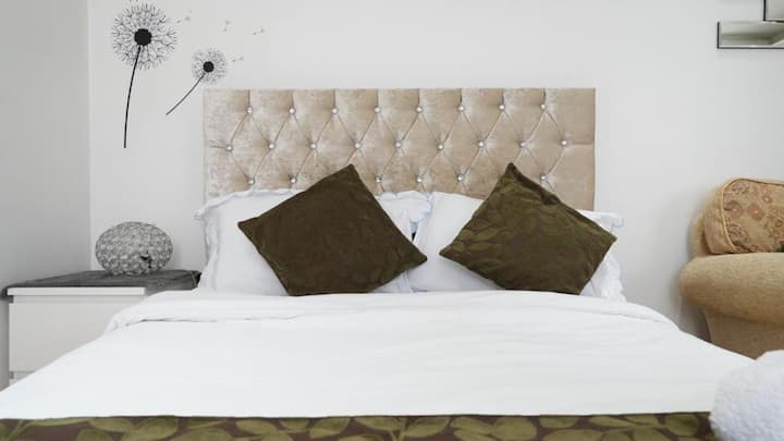 Apartment Near Gatwick Airport - Crawley