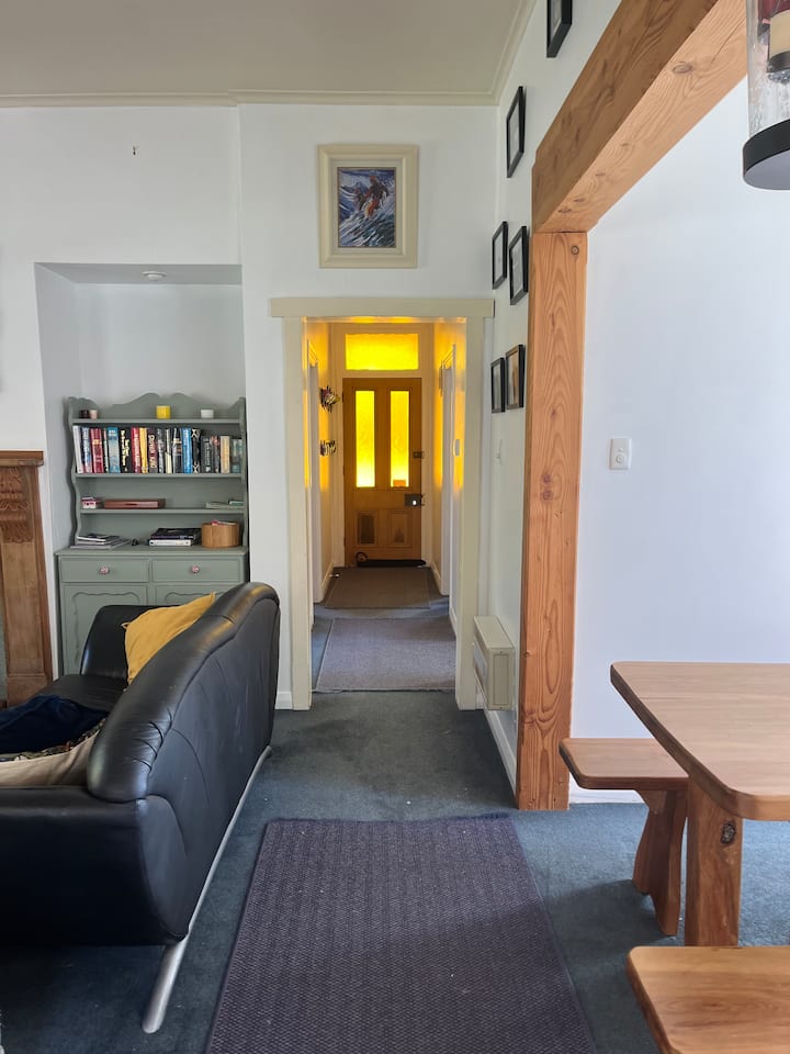 Railway Cottage - Great Base For Skiing Or Biking - Mount Ruapehu