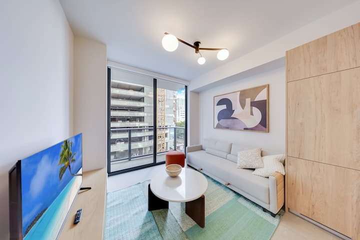 Modern Luxury Condo -Steps To Brightline & Arena - Miami