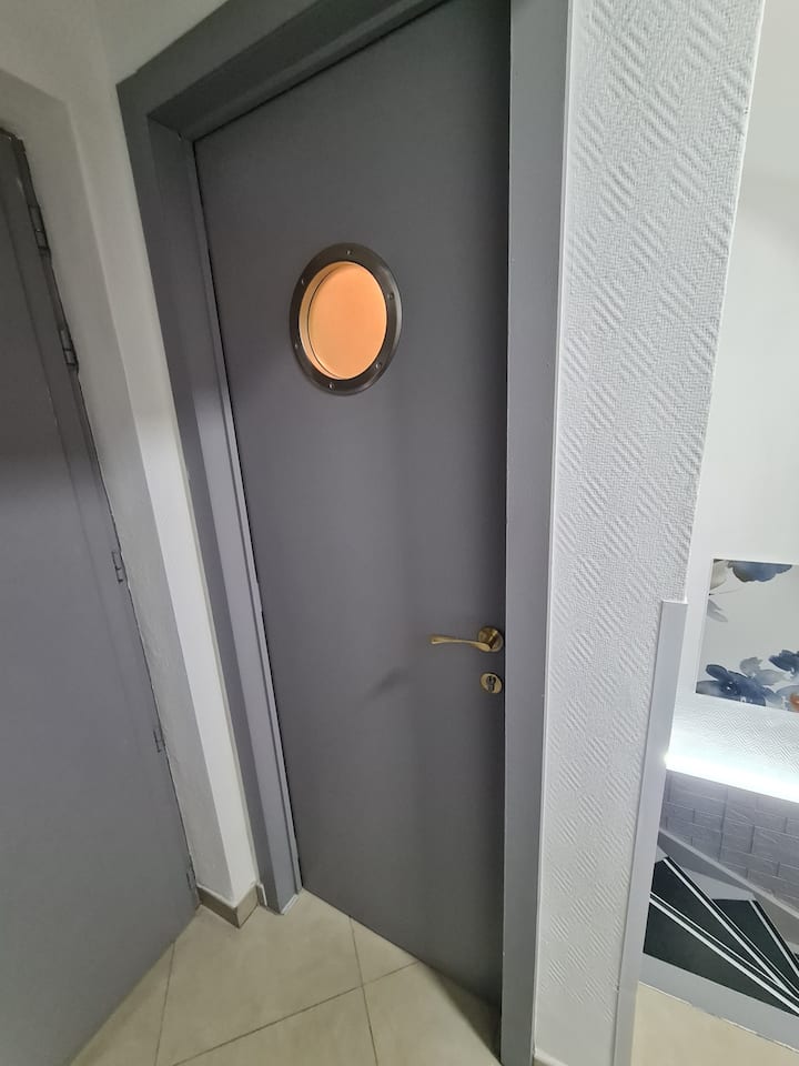 Studio Privé Pour Longue Duree. Location Par Mois - Luik