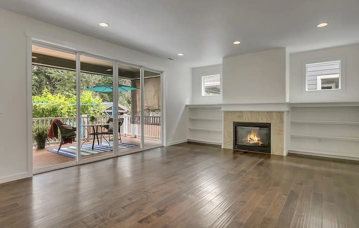 Fw8: Theme Villa - Fife, WA