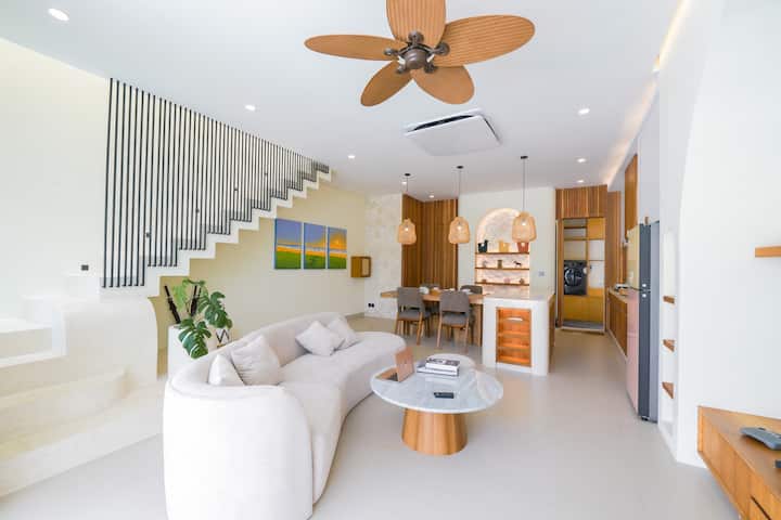 2br Elegant Smart Mediterranean Villa Batu Bolong - Australie