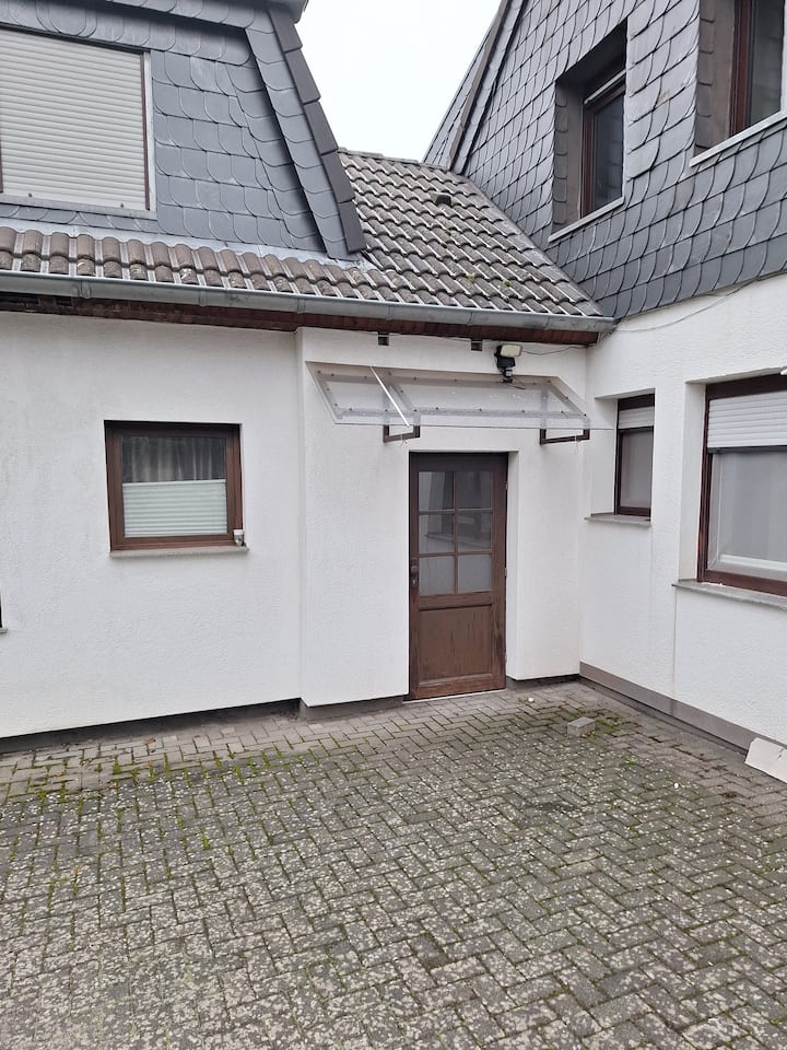 Gemütliches Appartement Mit S-bahn-anschluss Köln - Pulheim