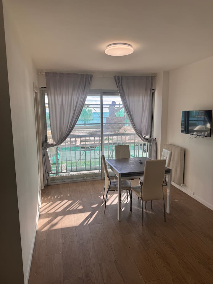 Delizioso Fronte Mare - Menton