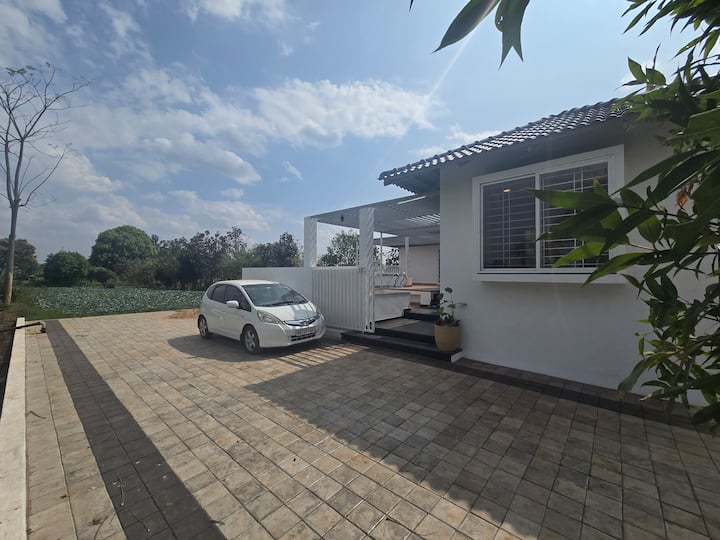 Premium Nature Farm Retreat With Modern Comforts - Belagavi