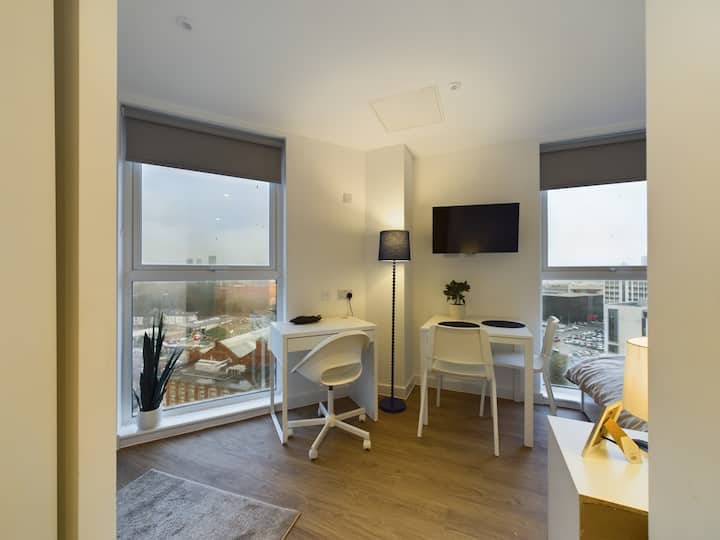 Stylish Studio In Manchester W/super Fast Wi-fi! - Salford