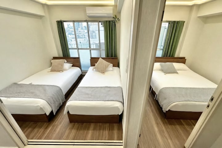 Close To Shinjuku I Direct Bus To Isetan - Shinjuku City