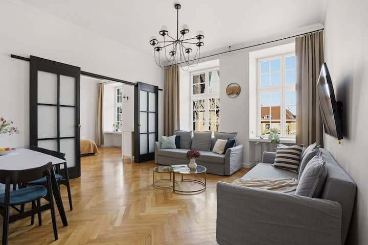 Market Square View 2 Rooms As Home R26 79 M2 - Wrocław