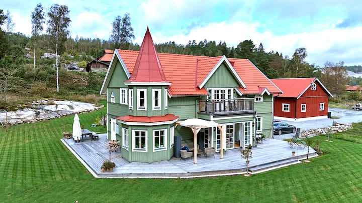 Ny Lantlig Villa - Surte