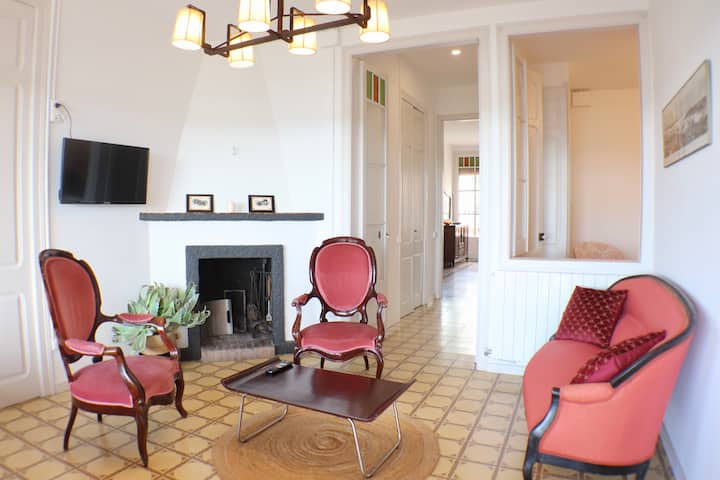 Piso Modernista Con Terraza - Caldes de Montbui