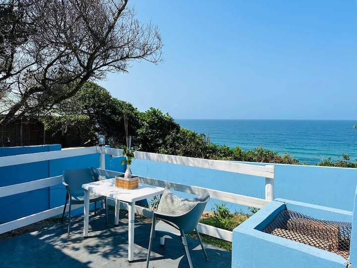 Beach Hut Stunning Sea Views - Mozambique
