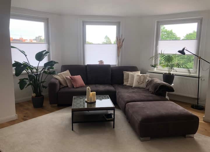 Schöne Altbauwohnung - Hanovre