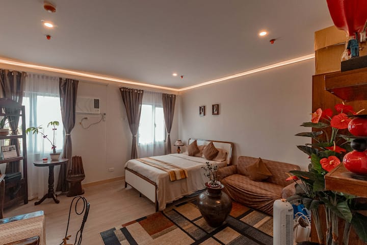 Cozy Studio Room W/ Pool Access & Netflix - Biñan