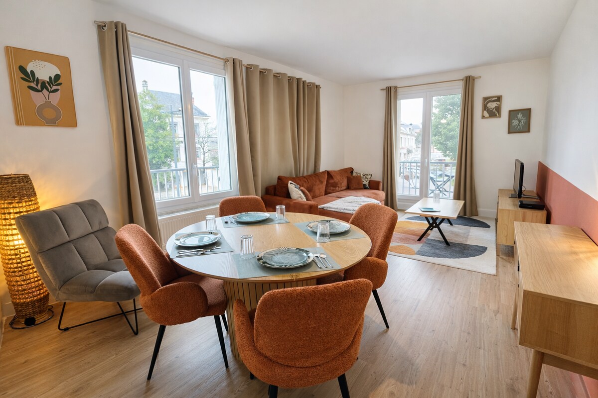 Grand Appartement - Wifi -Parking - Tramway 1 min - Condos à louer à ...