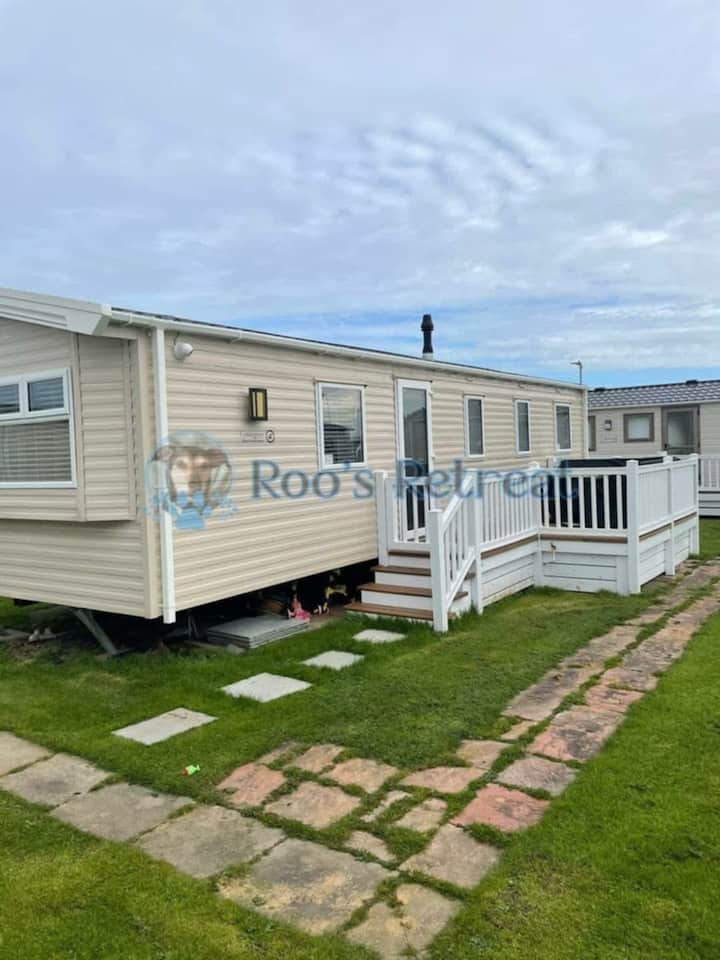 Roo's Retreat Caravan Hire - North Wales - Towyn