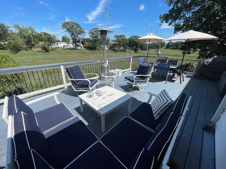 Branford Point, Natures Glory, Walk To Beach - Branford, CT