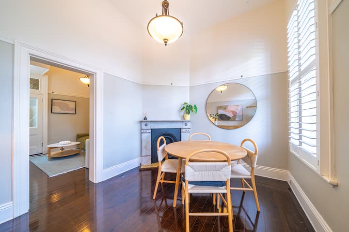 Sydney Harbour Bridge View Home For 6 - Sydney