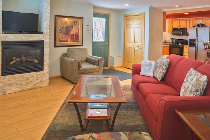 Harborside Condo | Bayfield Lake Superior - Bayfield, WI