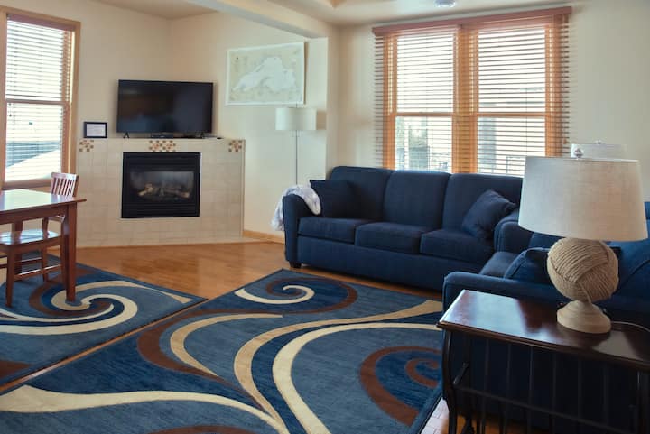 Bayfield Condo | Lake Superior Apostle Islands - Bayfield, WI