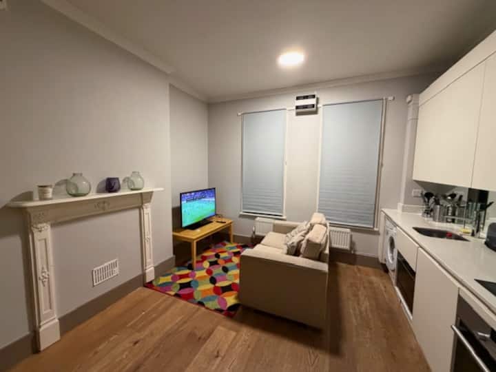 1 Bedroom Flat In Heart Of Fitzrovia - London