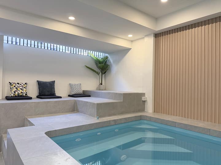 New Modern Escape Patong Pool Villa - Patong Beach