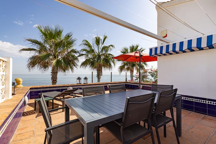 Estepona West Beachfront Townhouse Strand - Estepona