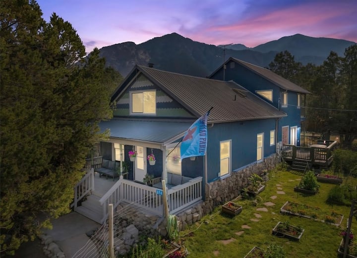 Star House A Serene Retreat In The Heart Of Town - Crestone, CO