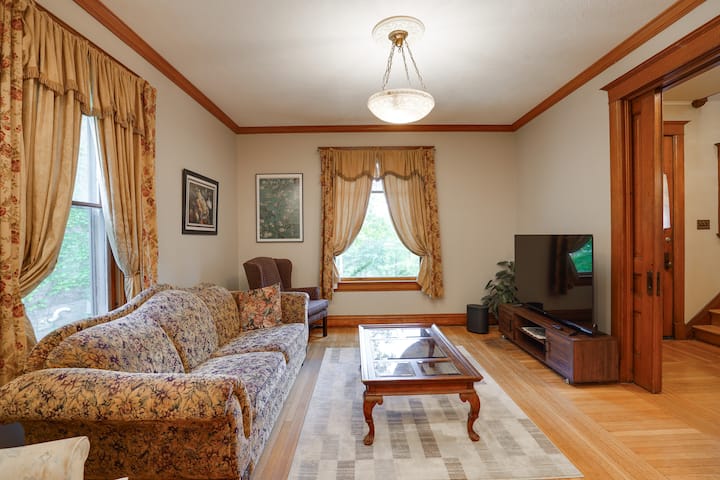 River View House - Wisconsin Dells, WI