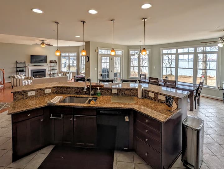 Spacious National Harbor Haven Mgm Dc Alexandria - Alexandria, VA