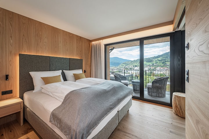 Knöspele - Brennerei & Genuss-apartments Destillum - Brixen