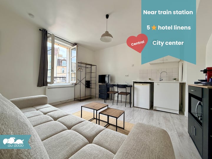 25 Min Paris - Studio Centre-ville - 5' Gare Rer A - Saint-Germain-en-Laye