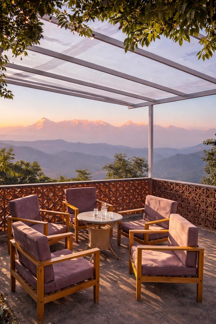 Entire Mountain Home With Café | Haus Of Shizu - Binsar