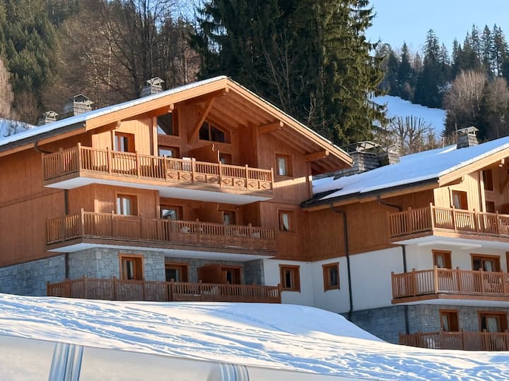 Appartement D’exception Sur La Piste Avec Piscine - Les Carroz d'Arâches