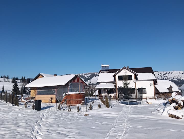 Loc Liniștit îN Natură Pentru A Te Relaxa - Vatra Dornei