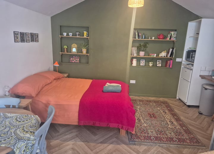 Little Argyle - Totnes