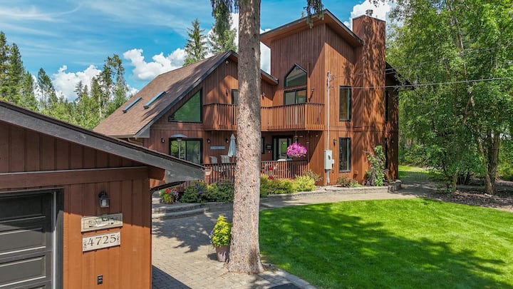 Copper Cove | Beach Access | Hot Tub | Fire Pit - Fairmont Hot Springs, BC