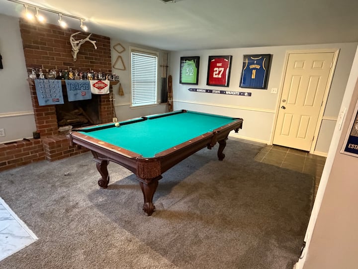 The Home Goal - 15 Minutes From The Stadium - Belton, MO