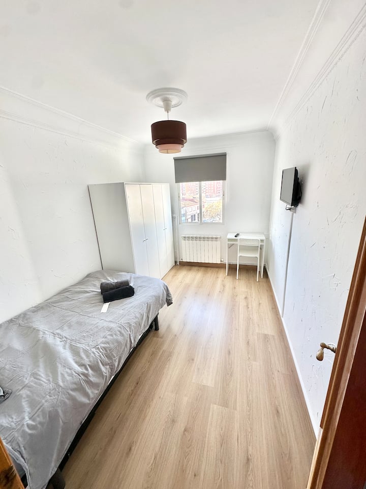 Apartamento Completo Con Todo Lo Necesario - Alfajarín