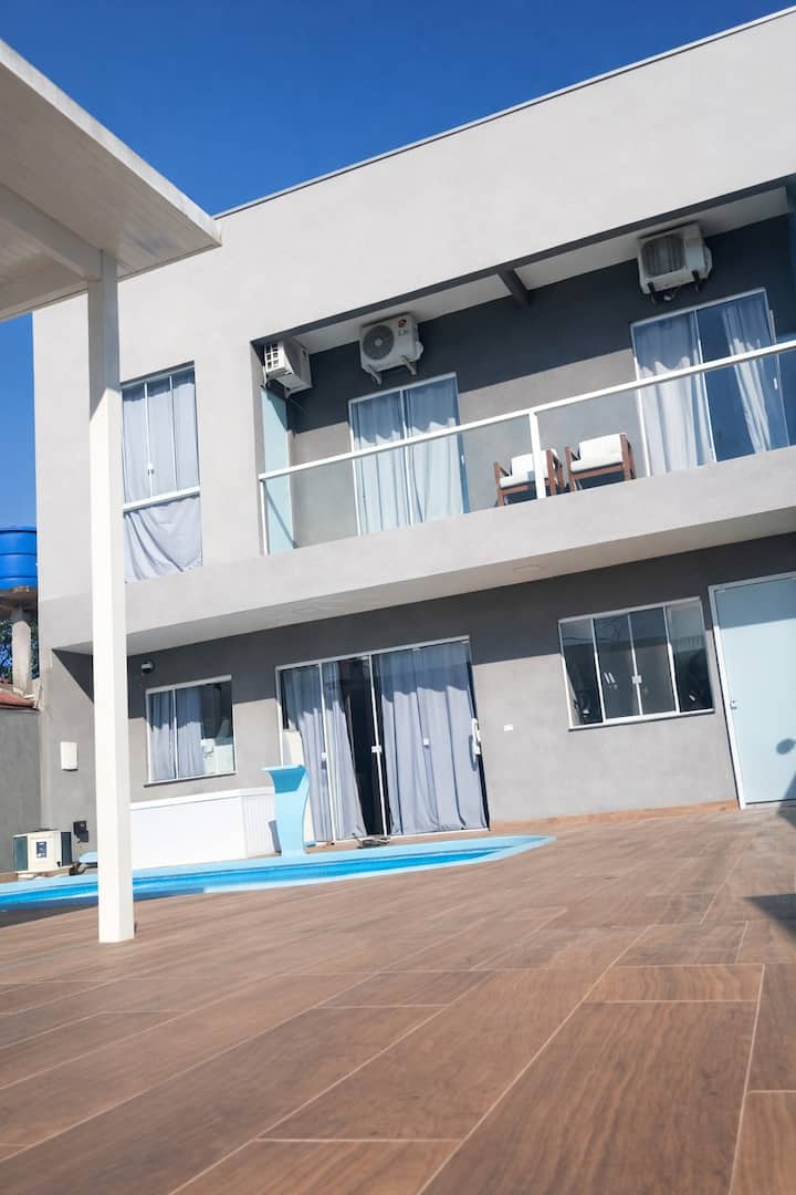 Casa Confortável Em Matinhos, Com Piscina Aquecida - Matinhos