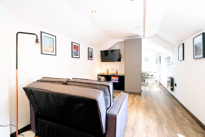 James Court Llandudno Luxury Apartment 6 & Parking - Conwy