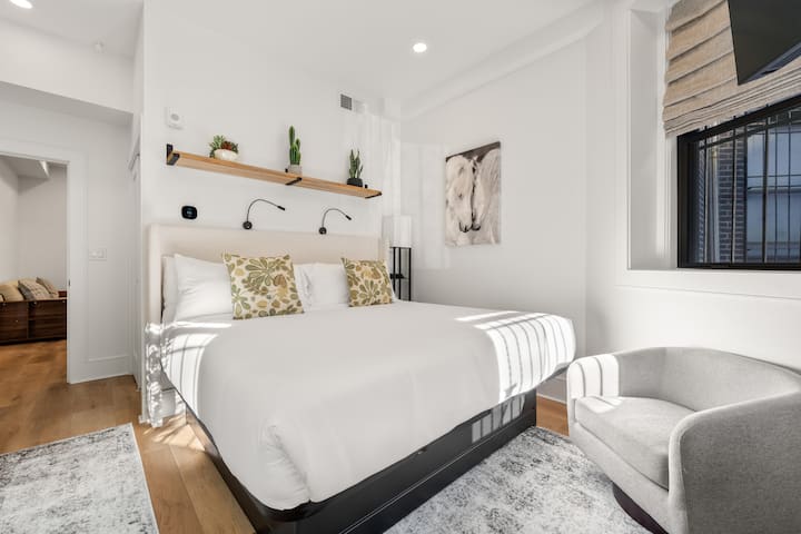 Symple Suite 2 - Boston, MA