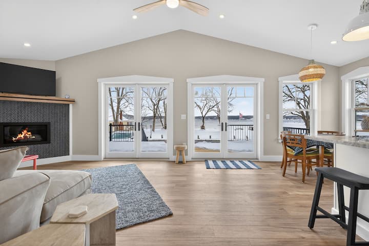 Brand New Lakefront Home On Saratoga Lake - Saratoga Springs, NY